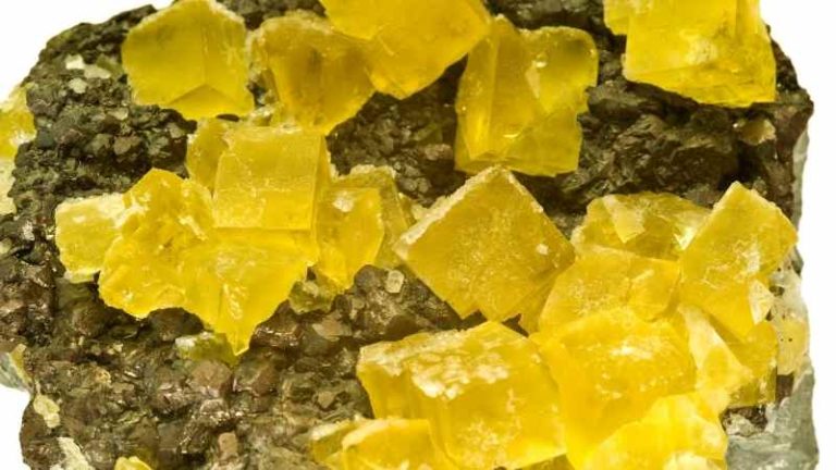 the 9 Best Yellow Crystals: Their Meanings, Properties, and How They ...