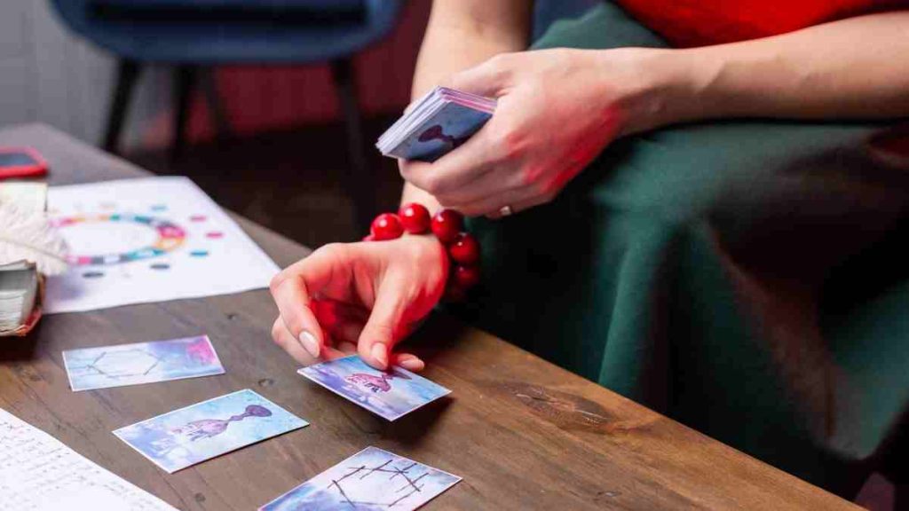 Crystal Tarot: How to Use the 22 Tarot Major Arcana Crystals for ...